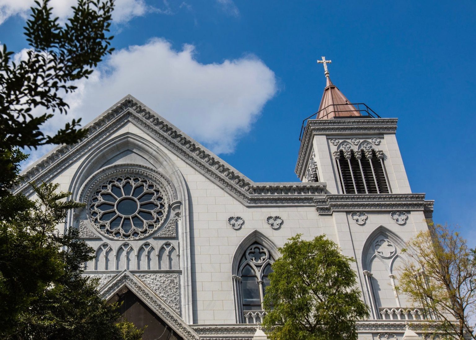 13 iconic churches in Singapore with amazing architecture | Honeycombers