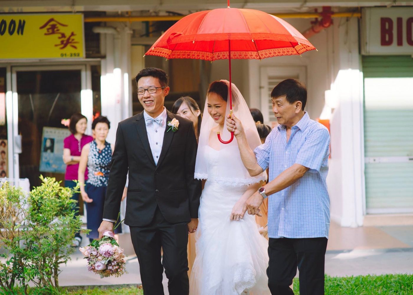 Top 17 wedding photography services in Singapore | Honeycombers