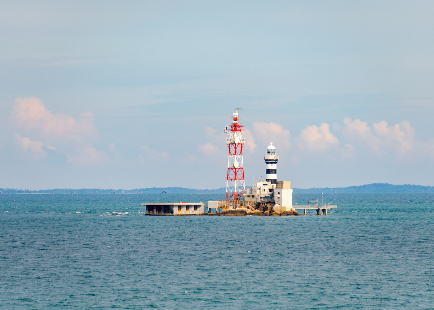 Discover Singapore’s lighthouses: Where to find the 8 coastal gems ...