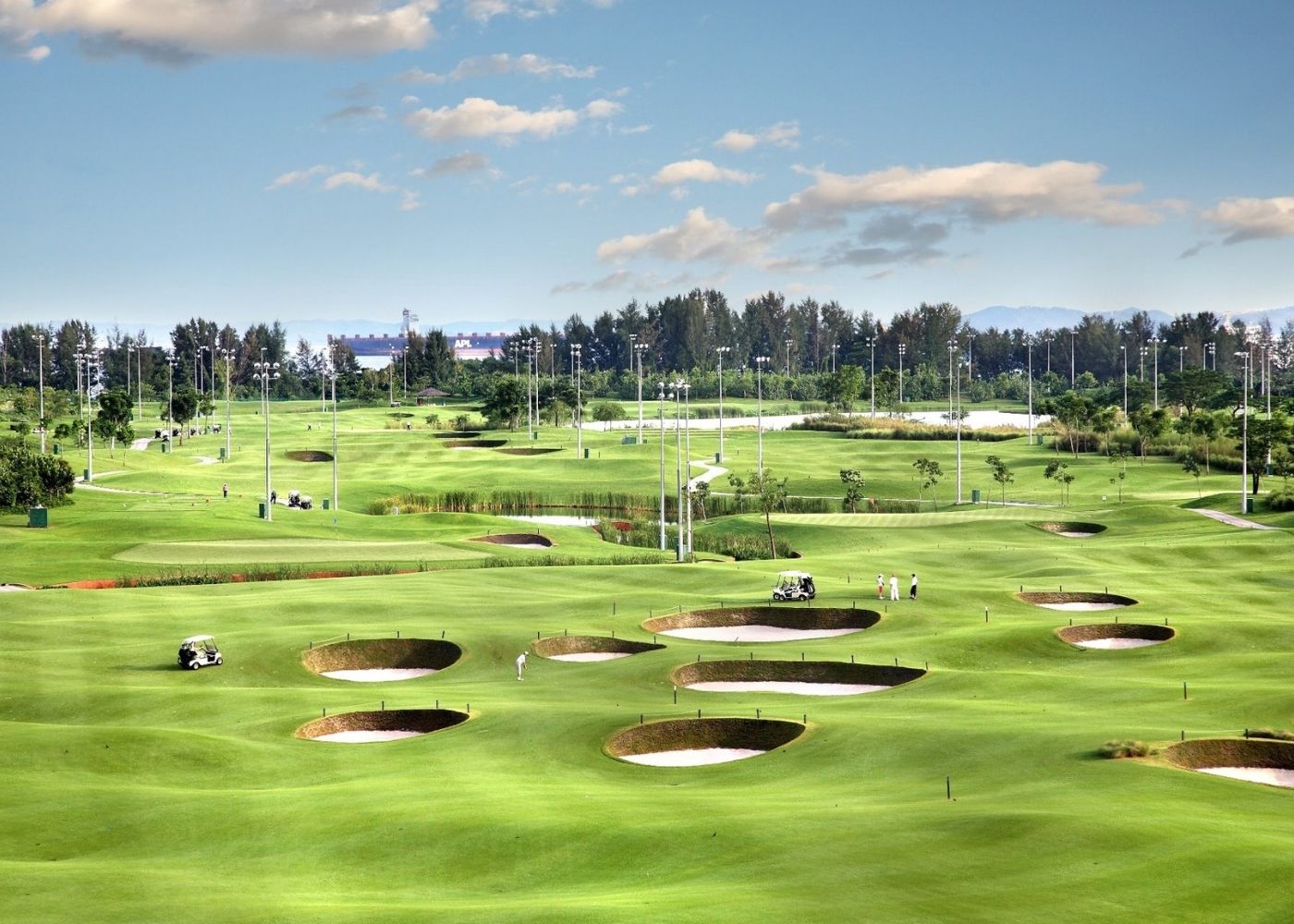 16 best golf courses and mini golf places in Singapore | Honeycombers