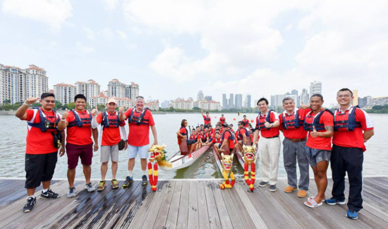 Dragon boating in Singapore: Where to learn dragon boat racing for ...