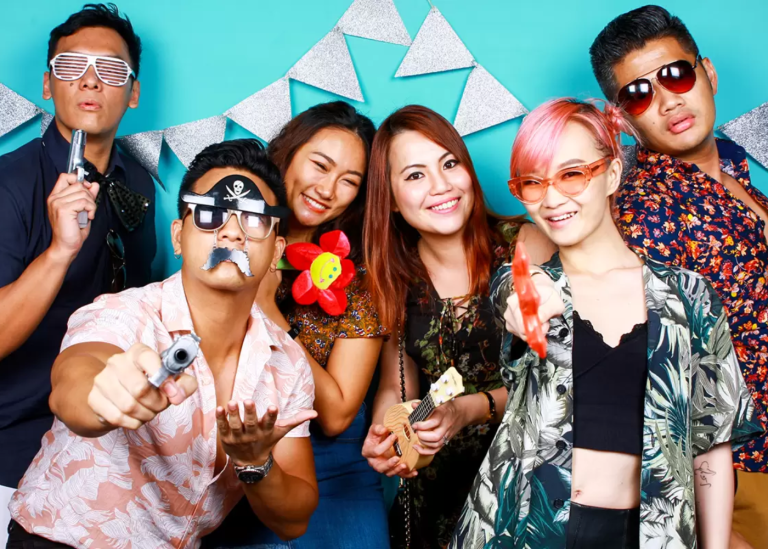 Best photo booth rentals in Singapore for events | Honeycombers