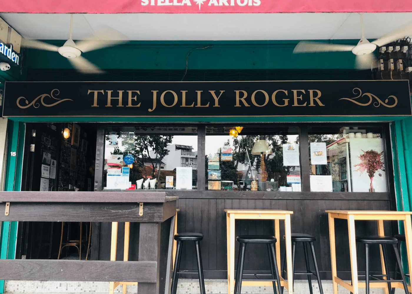 Best pubs in Singapore for a chill night out | Honeycombers