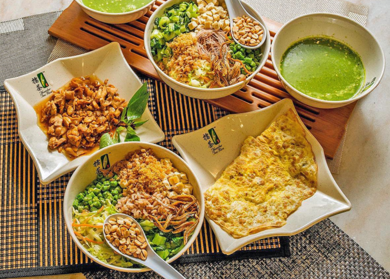 Lau Pa Sat food guide: 11 hawker stalls to try | Honeycombers