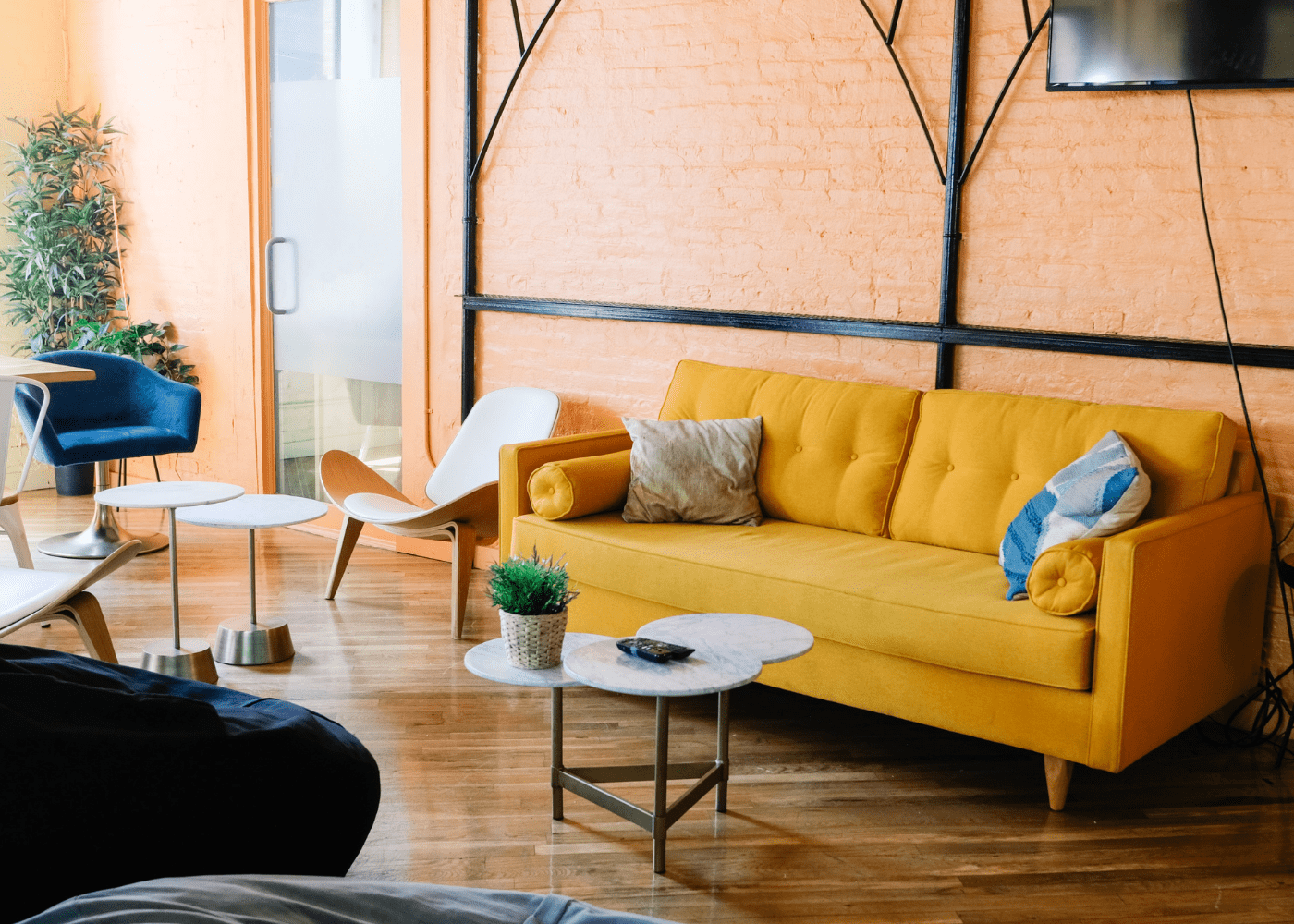 Guide to interior wall colour combinations for your home | Honeycombers