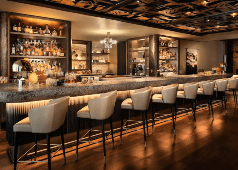 33 Best Cocktail Bars in Singapore: Our Top Picks