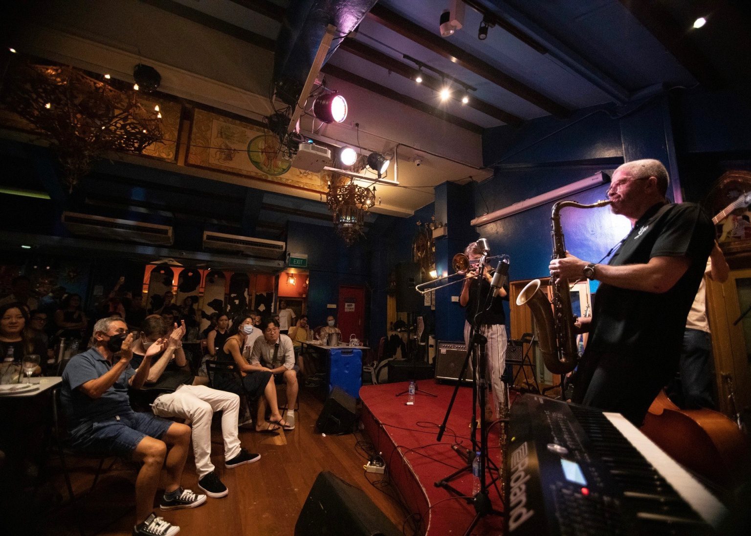 7 jazz clubs & bars in Singapore for soulful music | Honeycombers