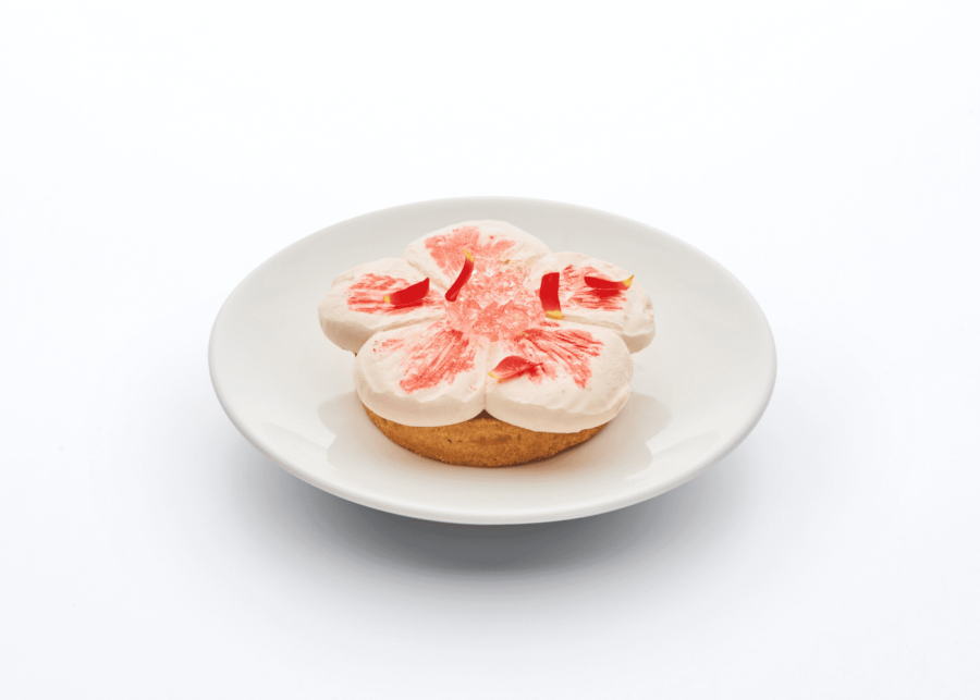 Sakura season is here with the sakura-themed menus! | Honeycombers