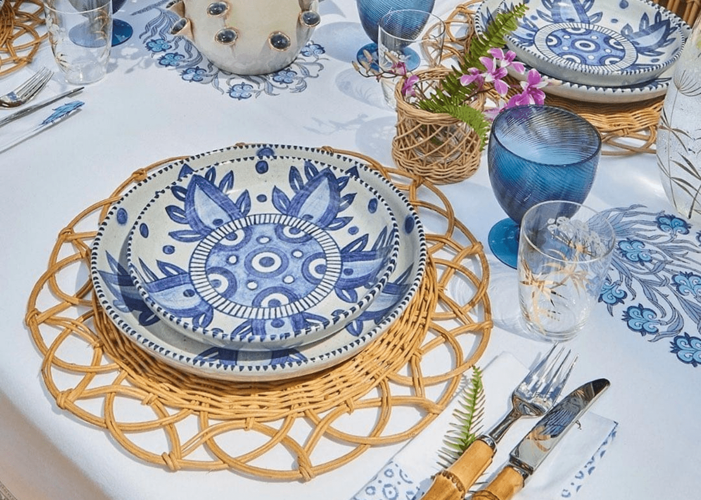 Tablescaping 101: Dress up your tables in style | Honeycombers