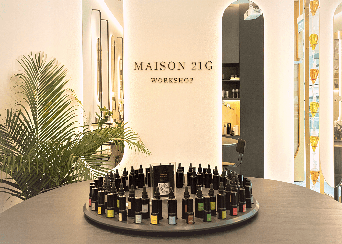 How to find your signature scent with Maison 21G | Honeycombers