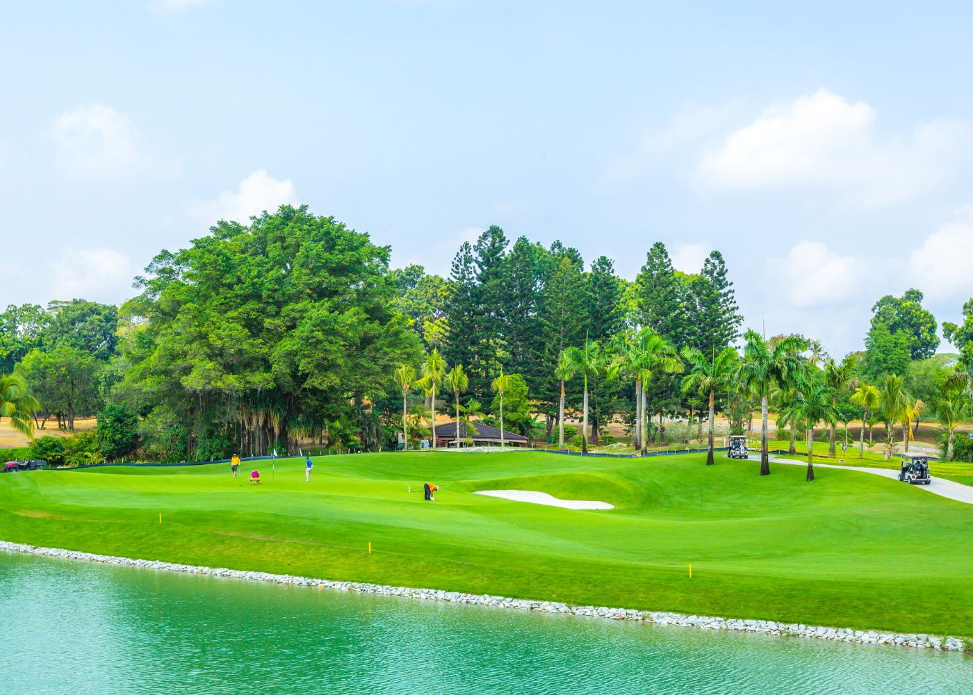 16 best golf courses and mini golf places in Singapore | Honeycombers