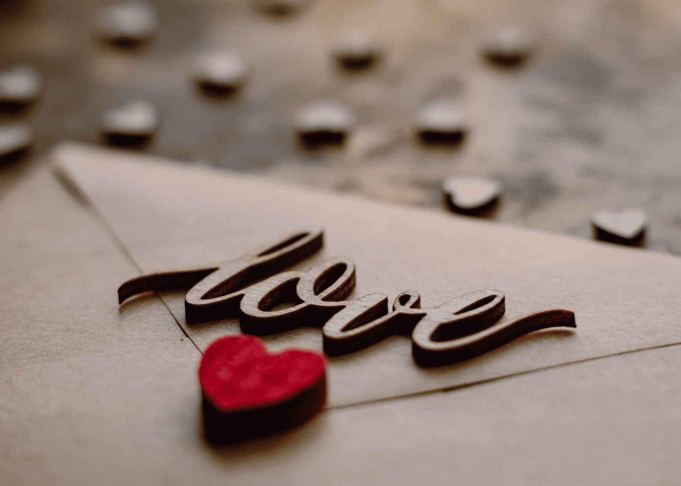 3 meaningful ways to express love to your partner | Honeycombers