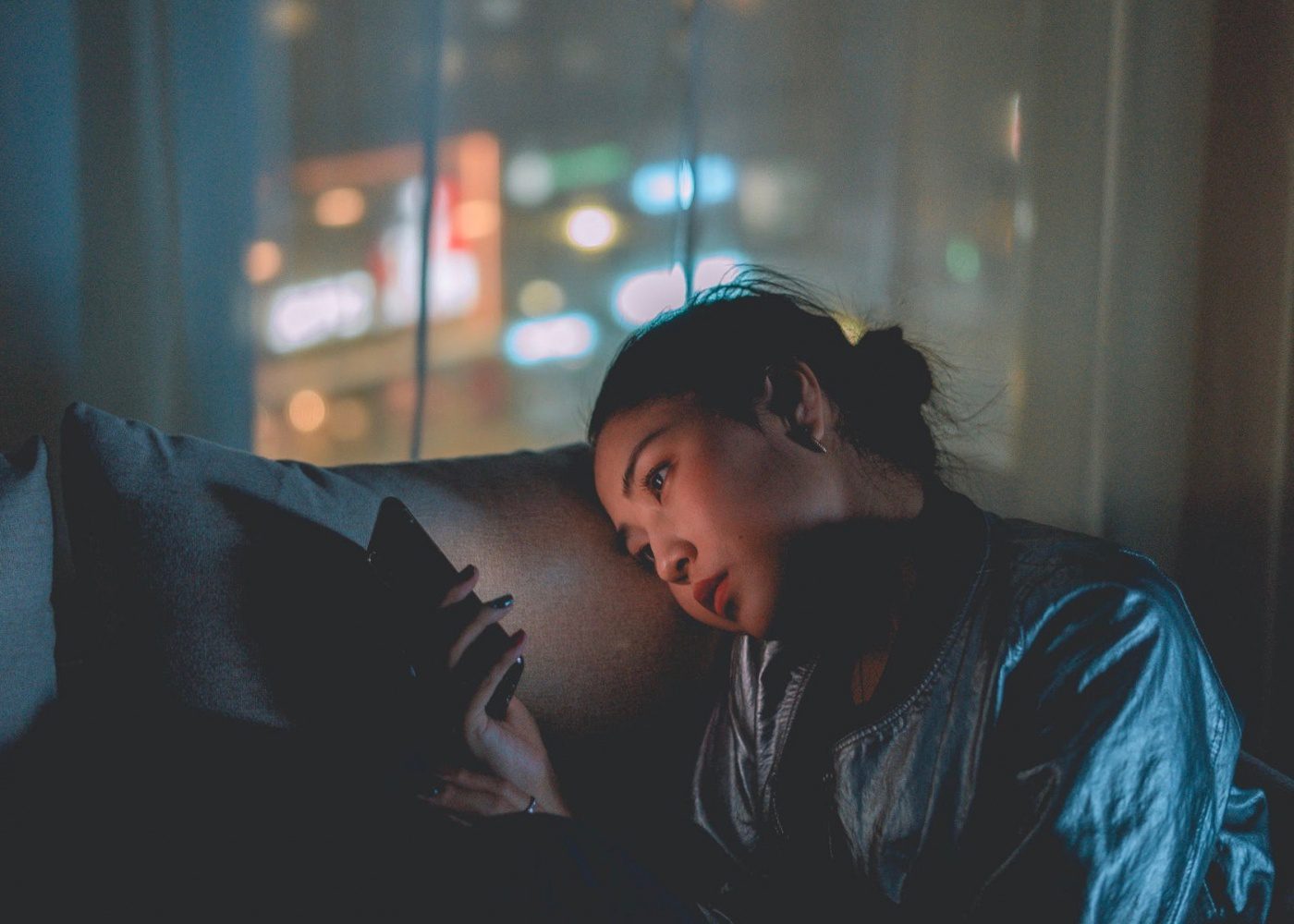 We're lonely: Why friendships are important in adulthood | Honeycombers