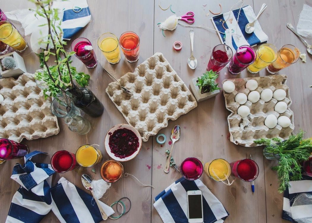 Easter traditions for an egg-specially awesome holiday | Honeycombers