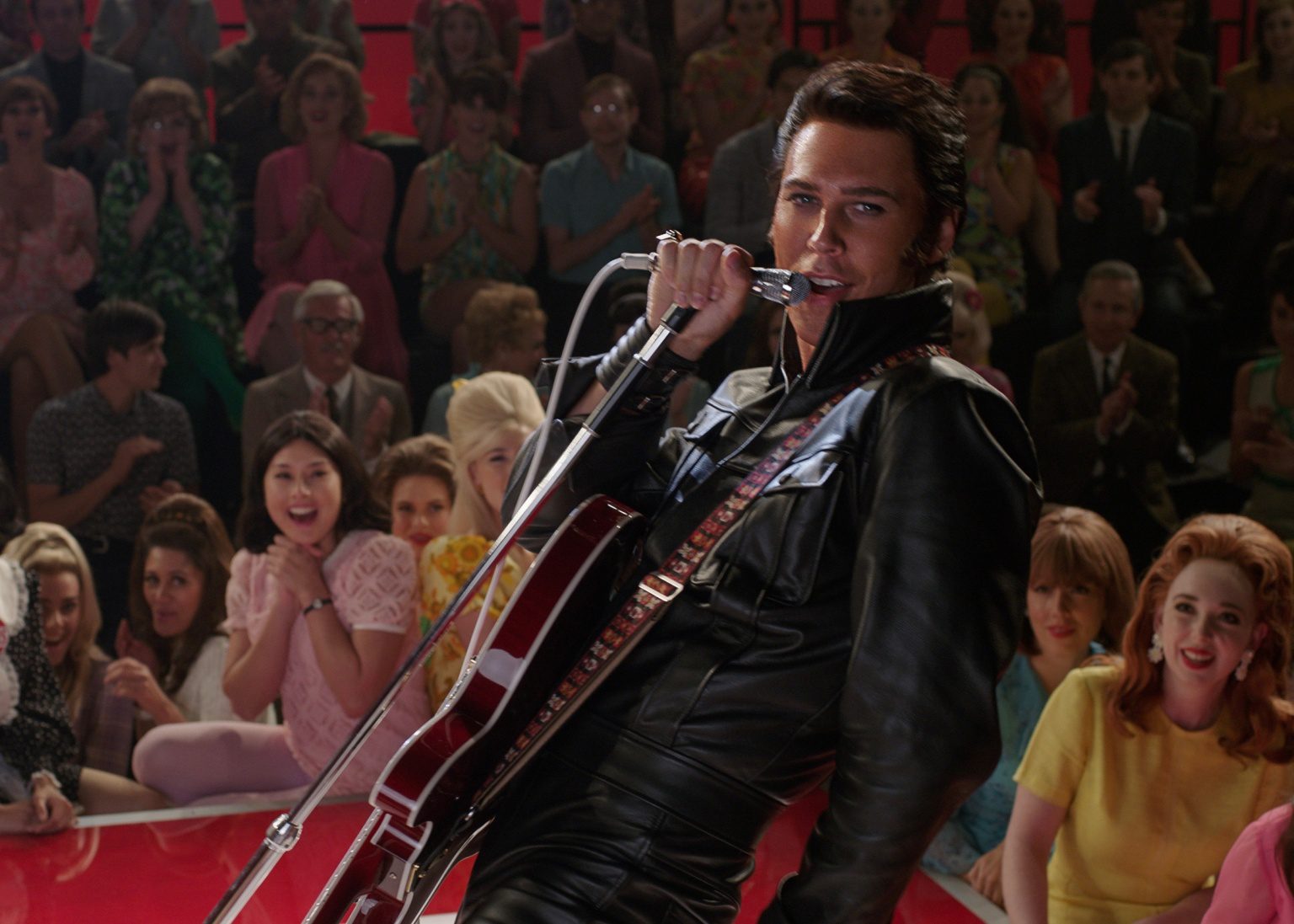 Elvis movie review: An electrifying performance | Honeycombers