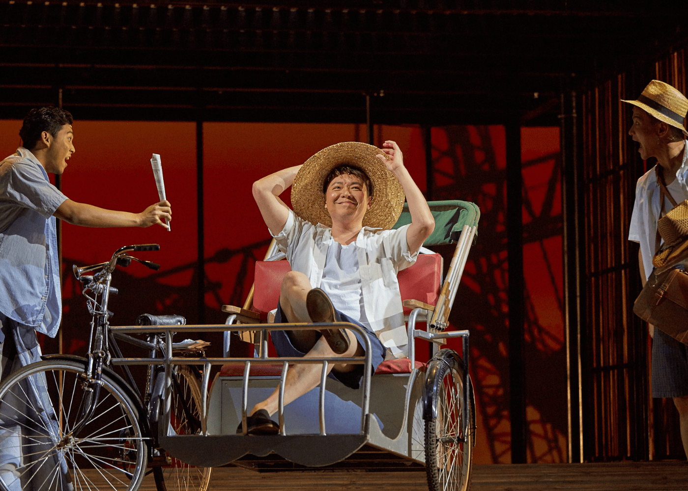 5 reasons why you should watch The LKY Musical | Honeycombers