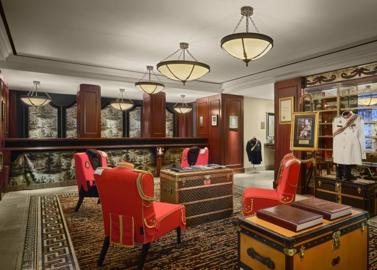 24 Best 5-Star Hotels in Singapore: Luxurious Stays & OTT Suites