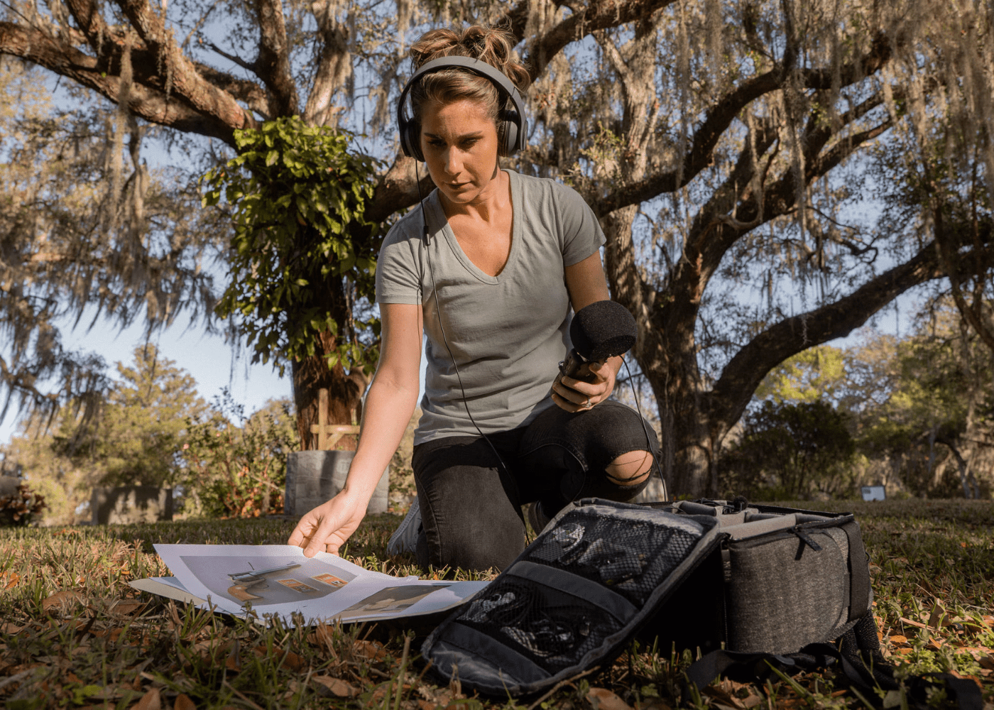 26 true crime podcasts, movies, and books to binge | Honeycombers