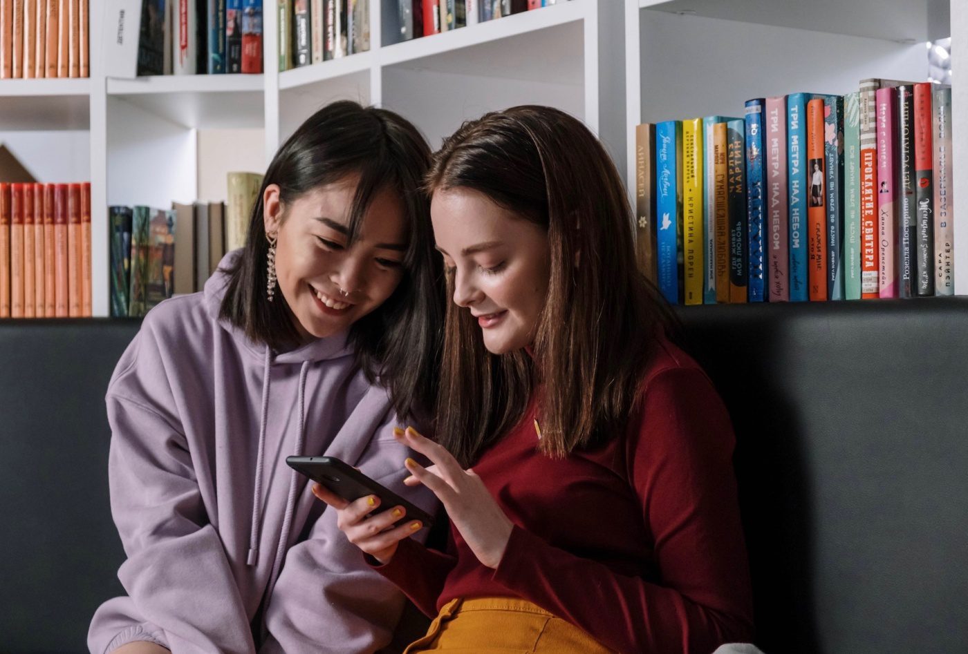 How to use the ChatGPT app: 7 cool questions | Honeycombers