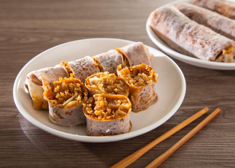 Best popiah spots in Singapore for freshly made rolls | Honeycombers