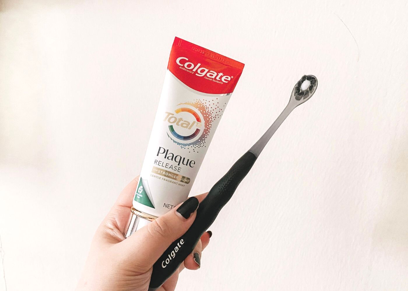 Review: We tried 3 Colgate products for a healthy smile | Honeycombers