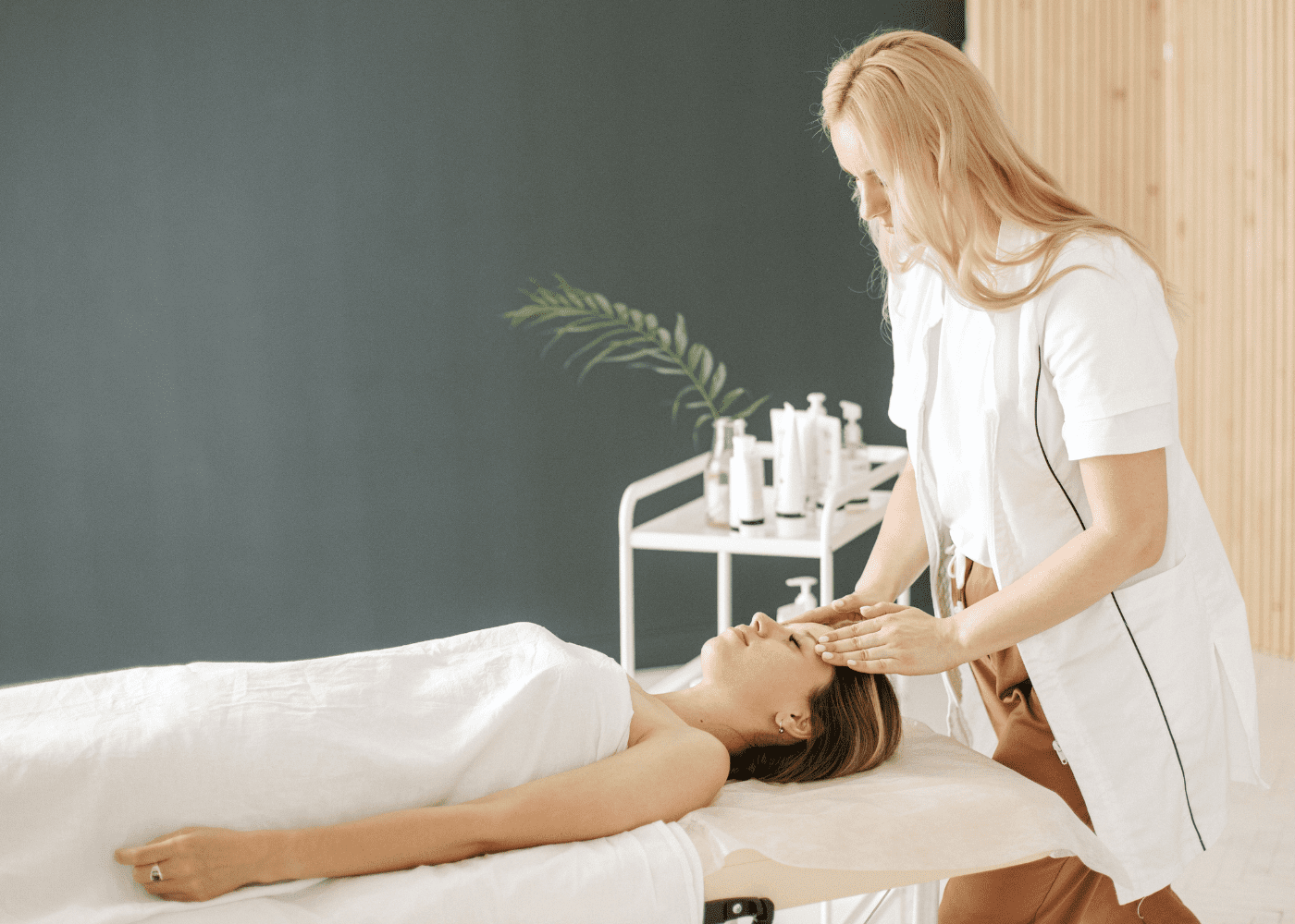 Home spa essentials: 5 ways to curate your very own spa | Honeycombers