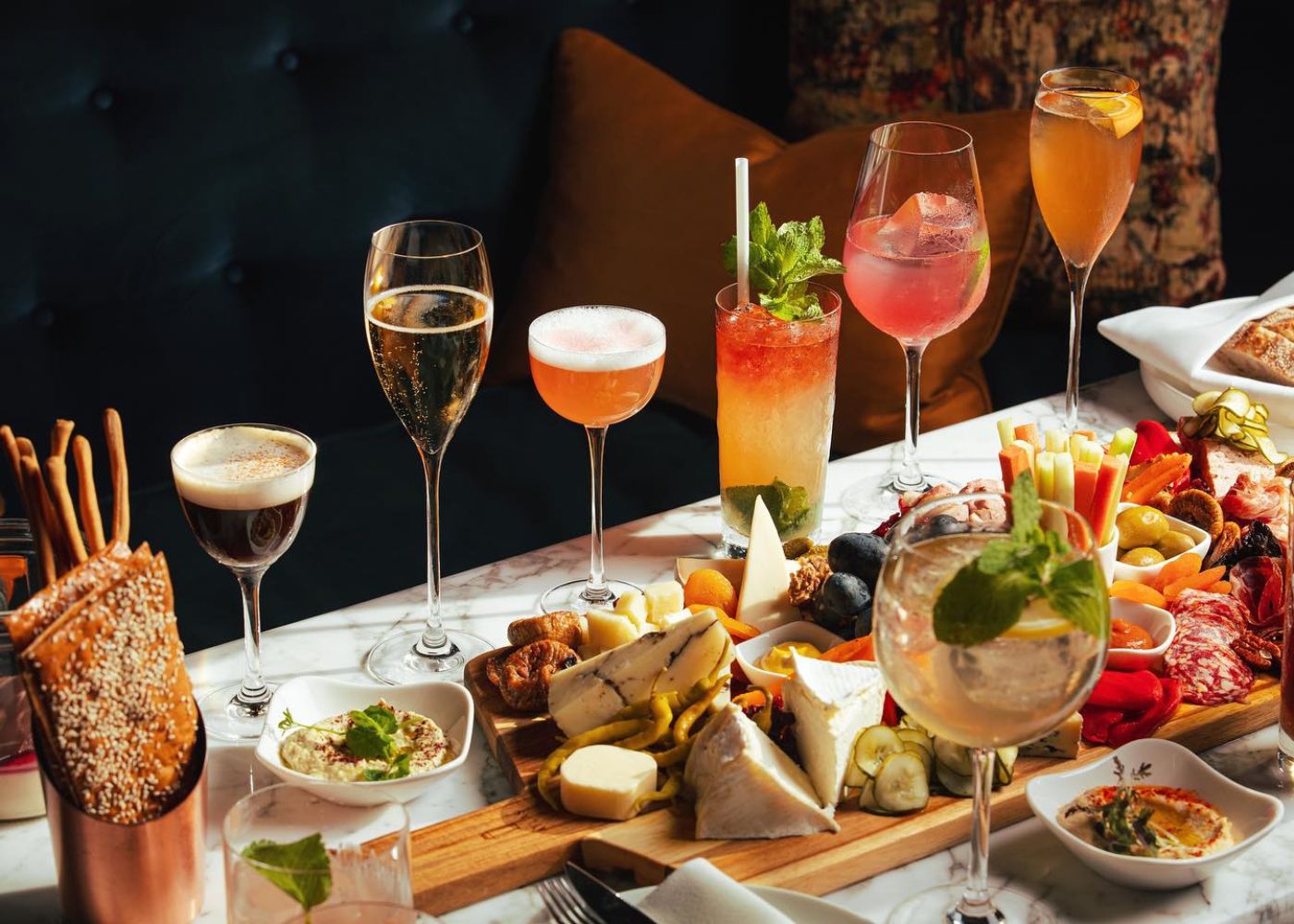33 Best Cocktail Bars in Singapore: Our Top Picks