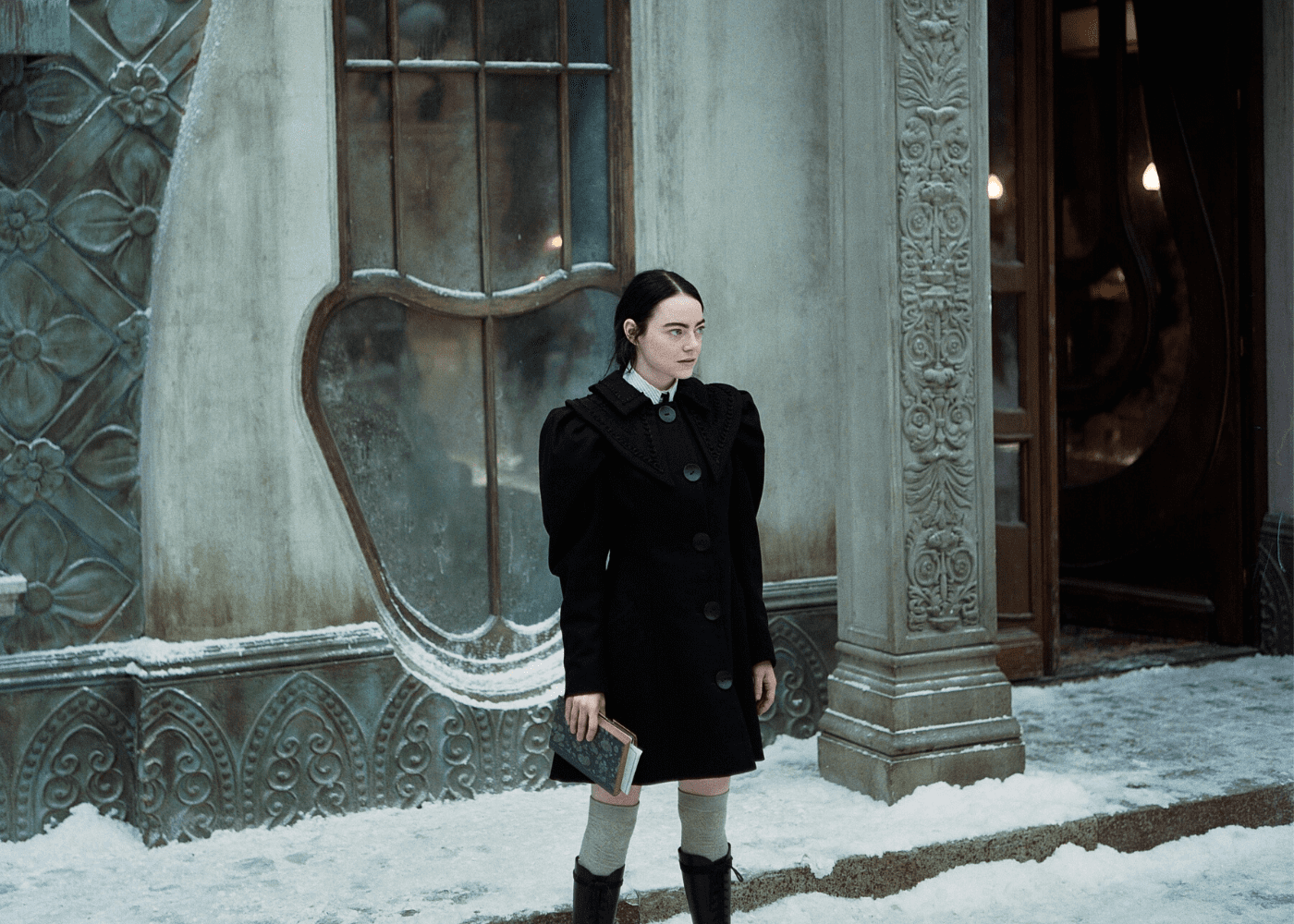 Poor Things review: Totally disturbing, absolutely brilliant | Honeycombers