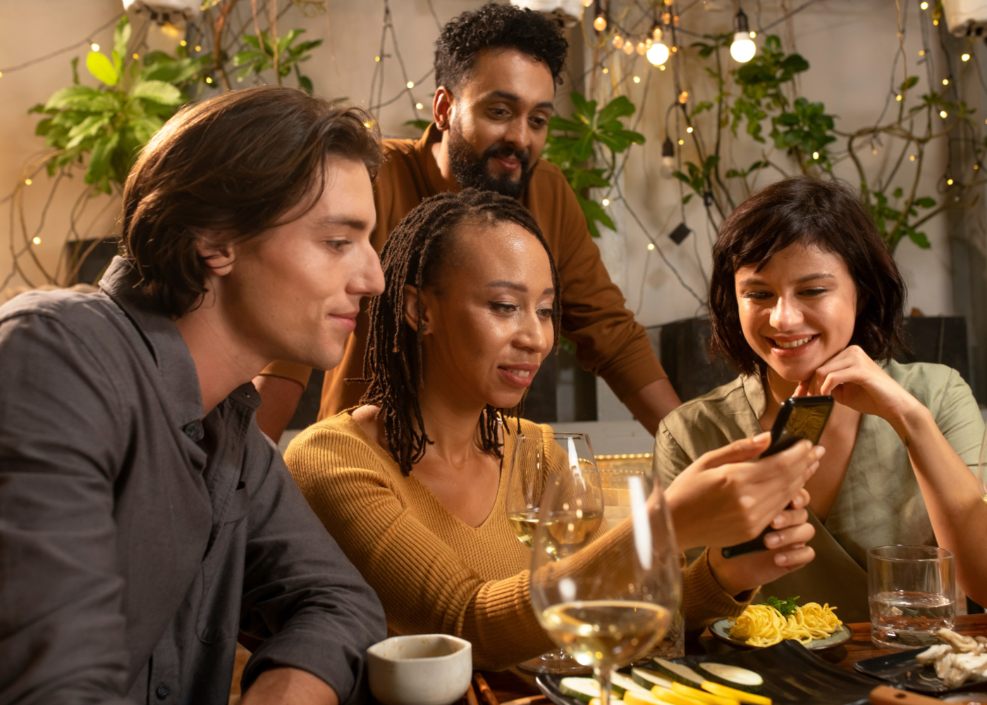 Dating Apps & Events in Singapore To Meet Someone Special