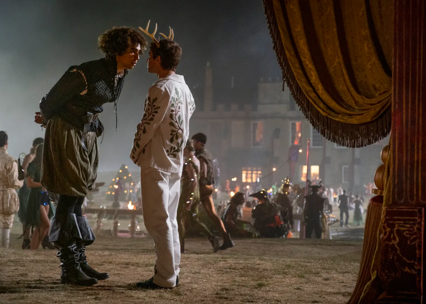 Saltburn review: A movie so disgusting that we loved it | Honeycombers