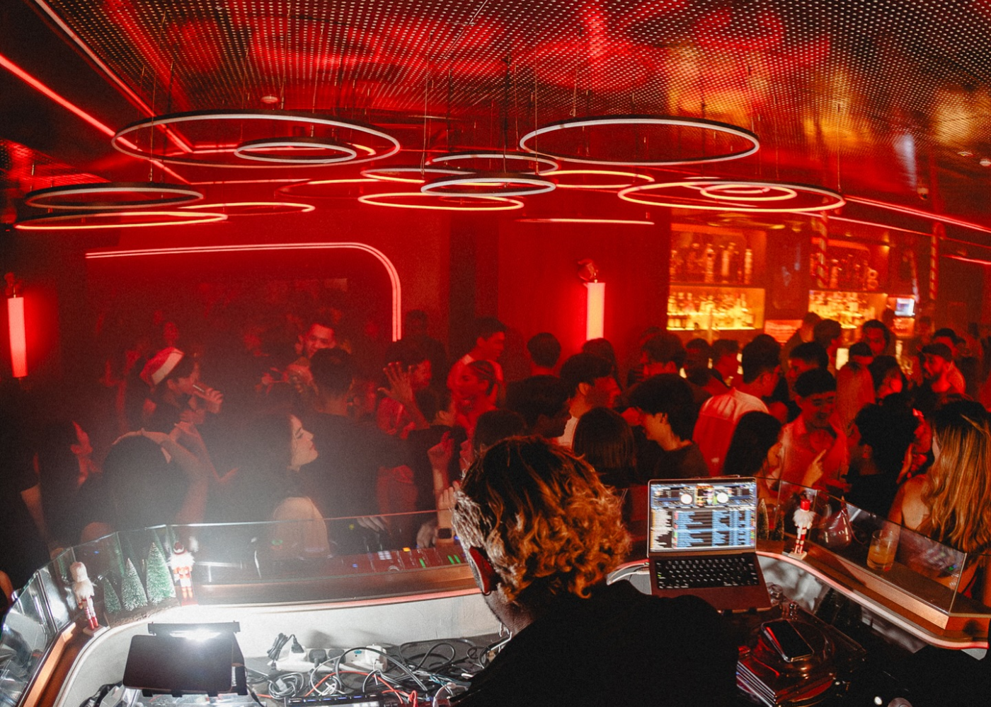 17 Nightclubs in Singapore: Where to Dance the Night Away