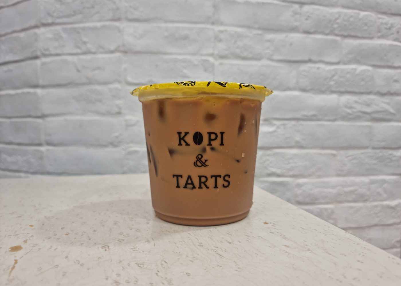 Rating the best and worst yuan yang drinks in Singapore | Honeycombers