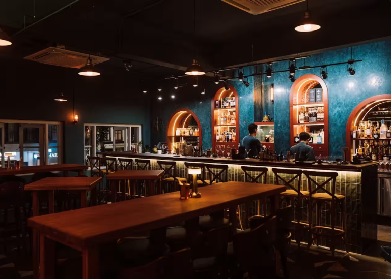 33 Best Cocktail Bars in Singapore: Our Top Picks