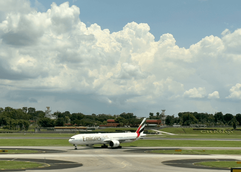 Emirates Business Class review: A first-timer’s experience | Honeycombers