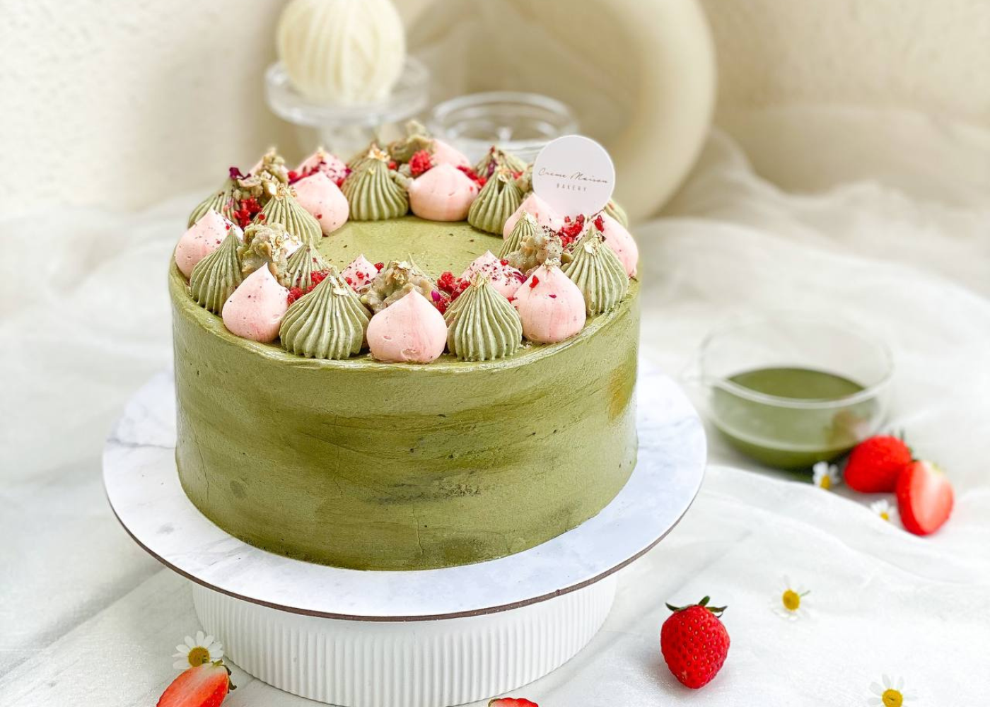 15 Best Cake Delivery Services In Singapore For Celebrations