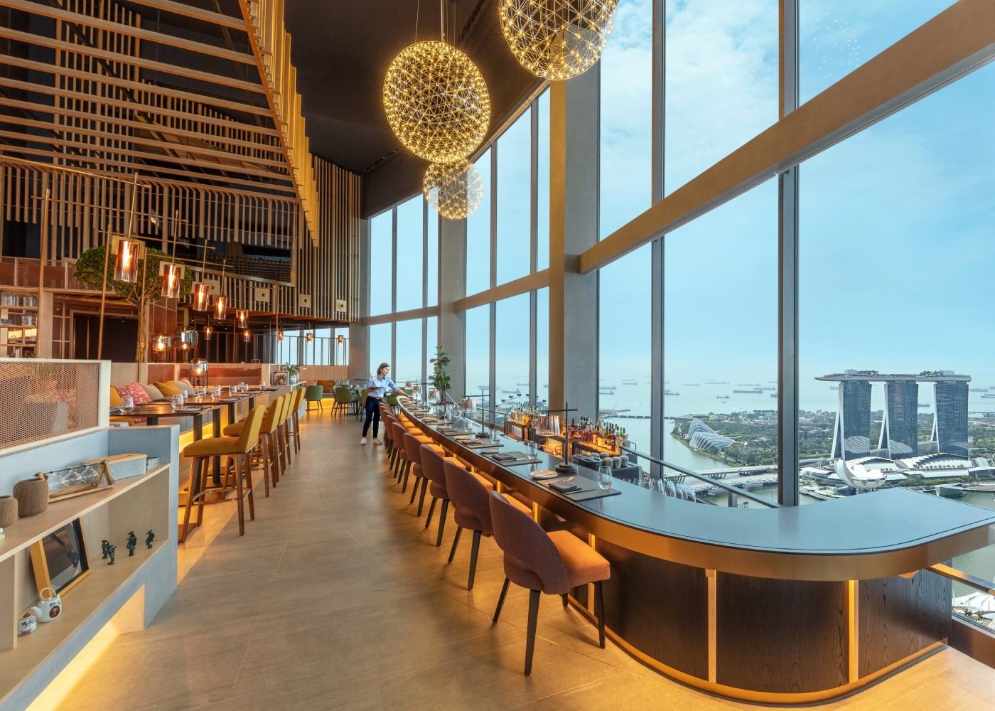 32 Rooftop Restaurants and Bars in Singapore For City Views