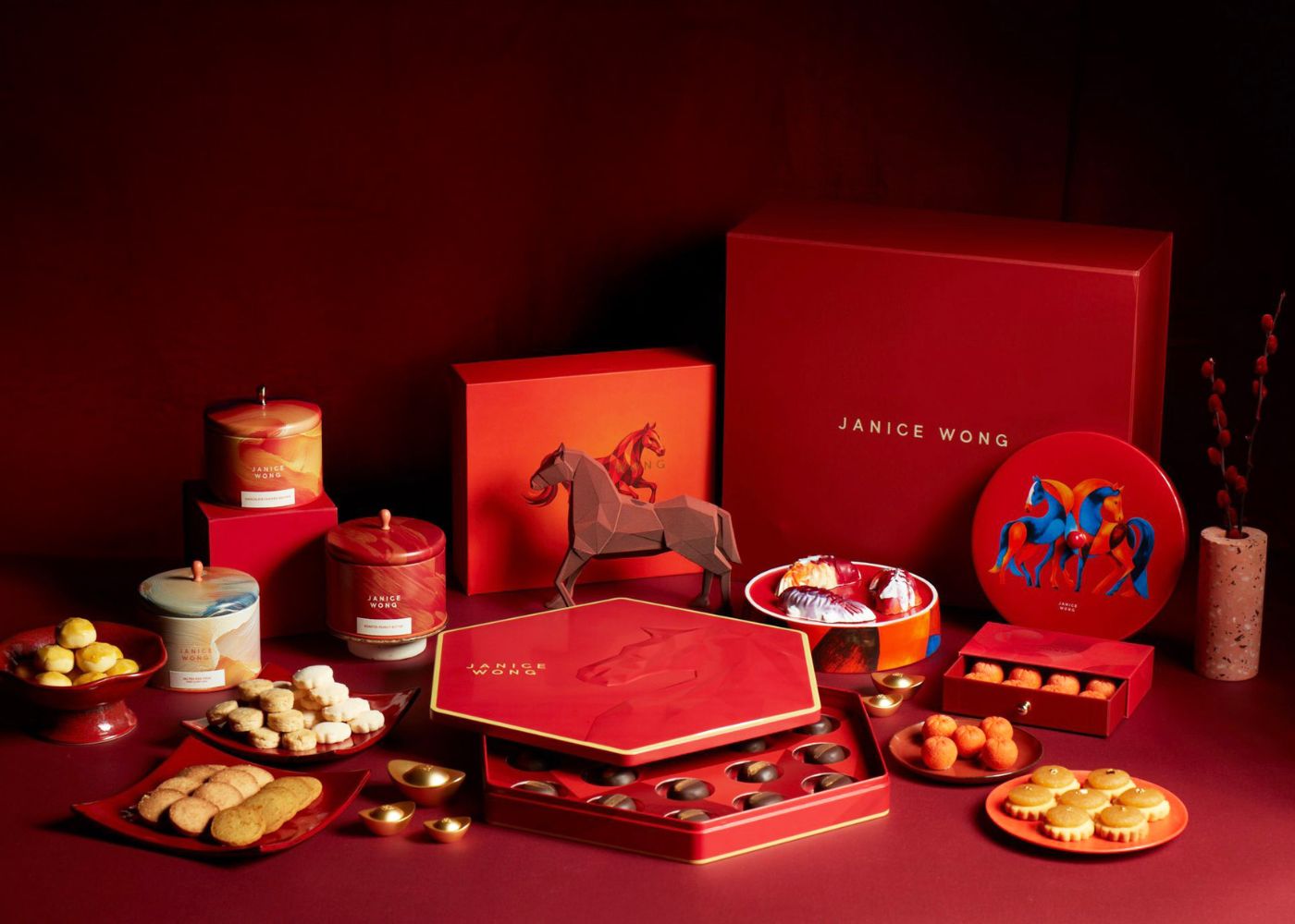 Best Chinese New Year 2026 Gifts Sets and Hampers in Singapore