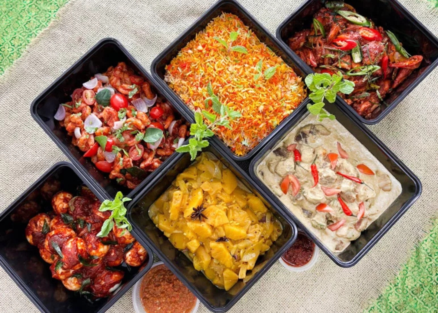 8 Best Mini Buffet Caterers In Singapore: Set-Ups For Cosy Parties