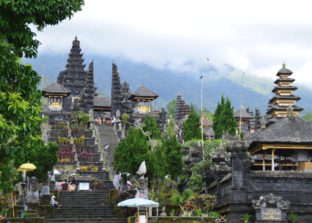 8 must-visit Hindu temples in Bali | Honeycombers Bali | Onyx