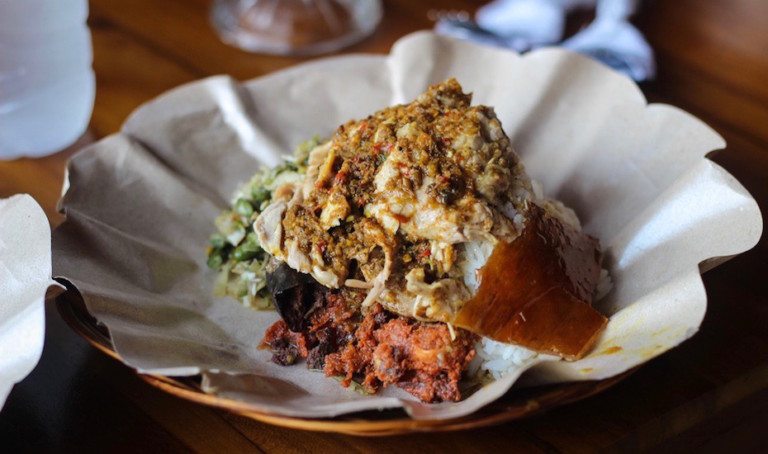 7 must-try dishes in Bali | where to eat local food | Honeycombers Bali