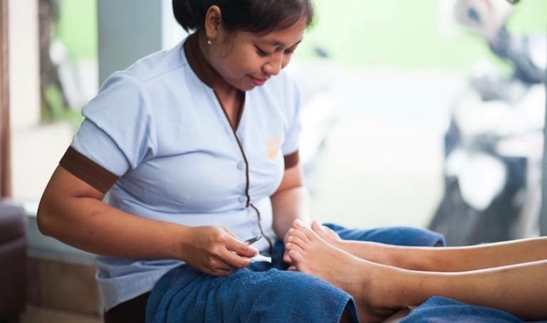 23 BEST NAIL SALONS IN BALI | Manicures & more! | Honeycombers