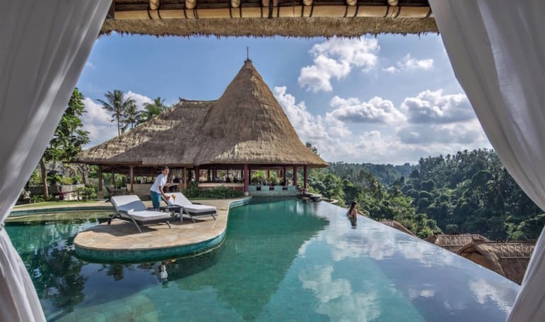 33 infinity pools in Bali that'll take your breath away! | Honeycombers Bali