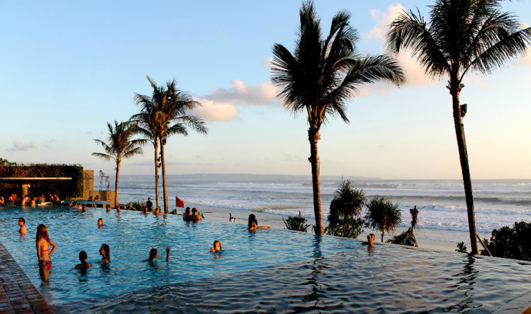38 best sunset bars in Bali with ocean views galore | Honeycombers Bali
