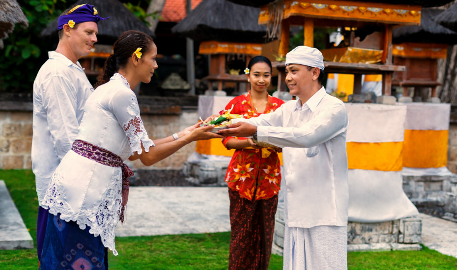 Book a stay at this Seminyak Resort & Celebrate the Full Moon in Bali ...