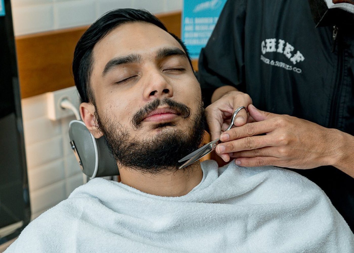 5 BEST BARBER SHOPS IN JAKARTA - INDONESIA | Honeycombers Bali