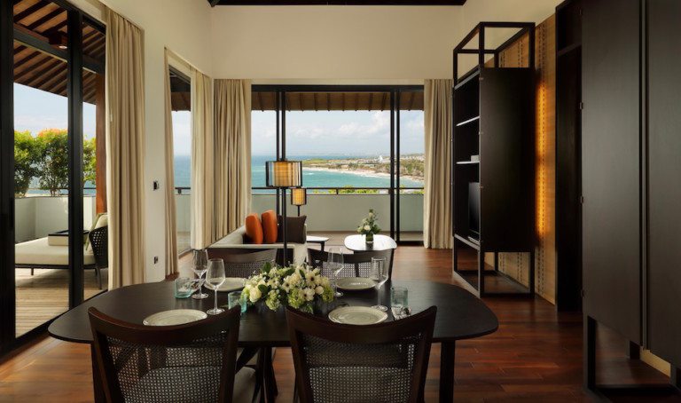 5 reasons to stay at Radisson Blu Bali Uluwatu - Honeycombers Bali