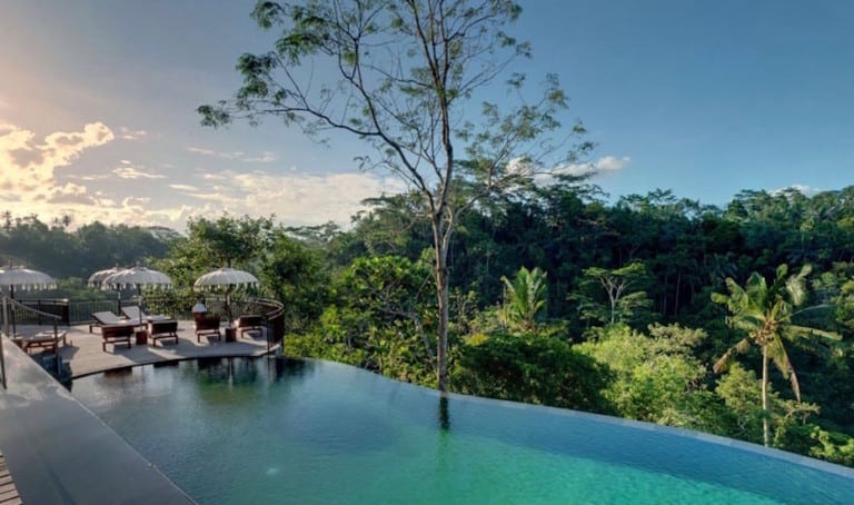 33 infinity pools in Bali that'll take your breath away! | Honeycombers Bali