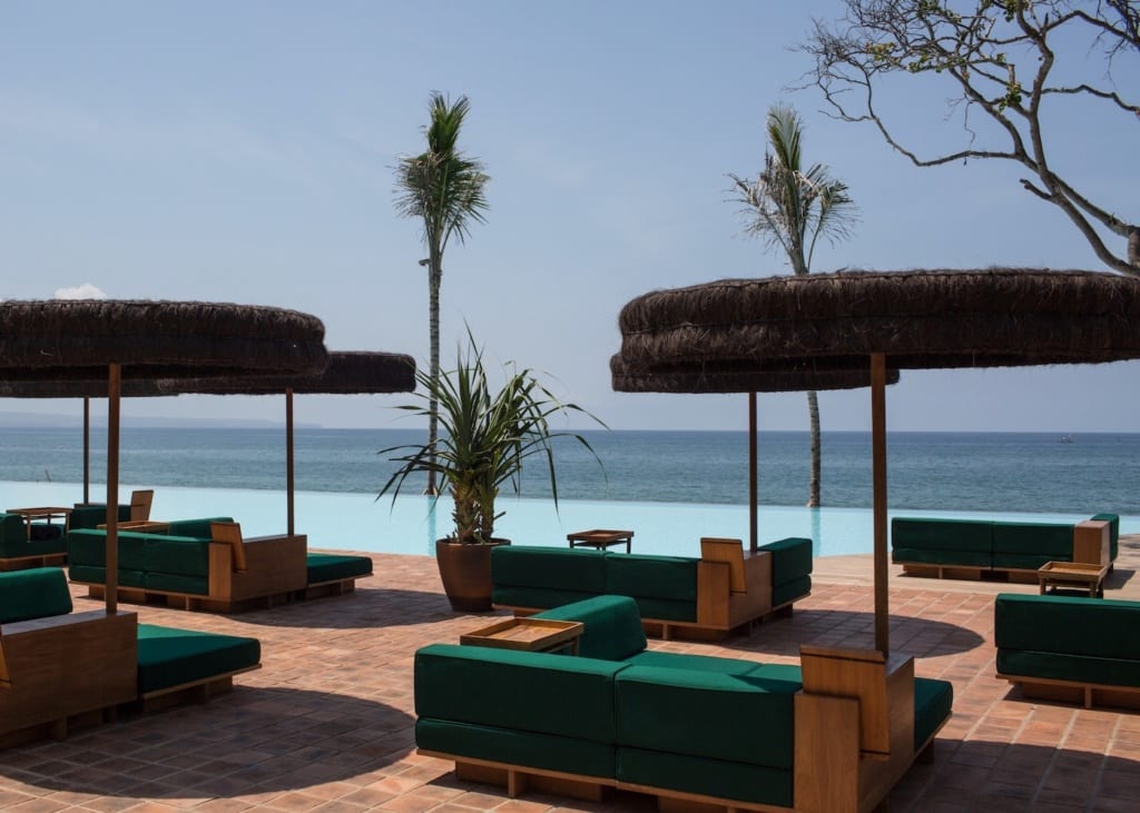 33 best infinity pools in Bali for your 2024 bucket list ...