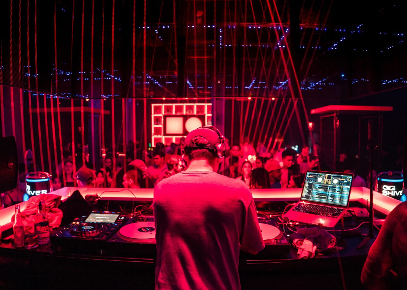 BALI NIGHTLIFE: 14 best late-night bars & dance clubs for 2026
