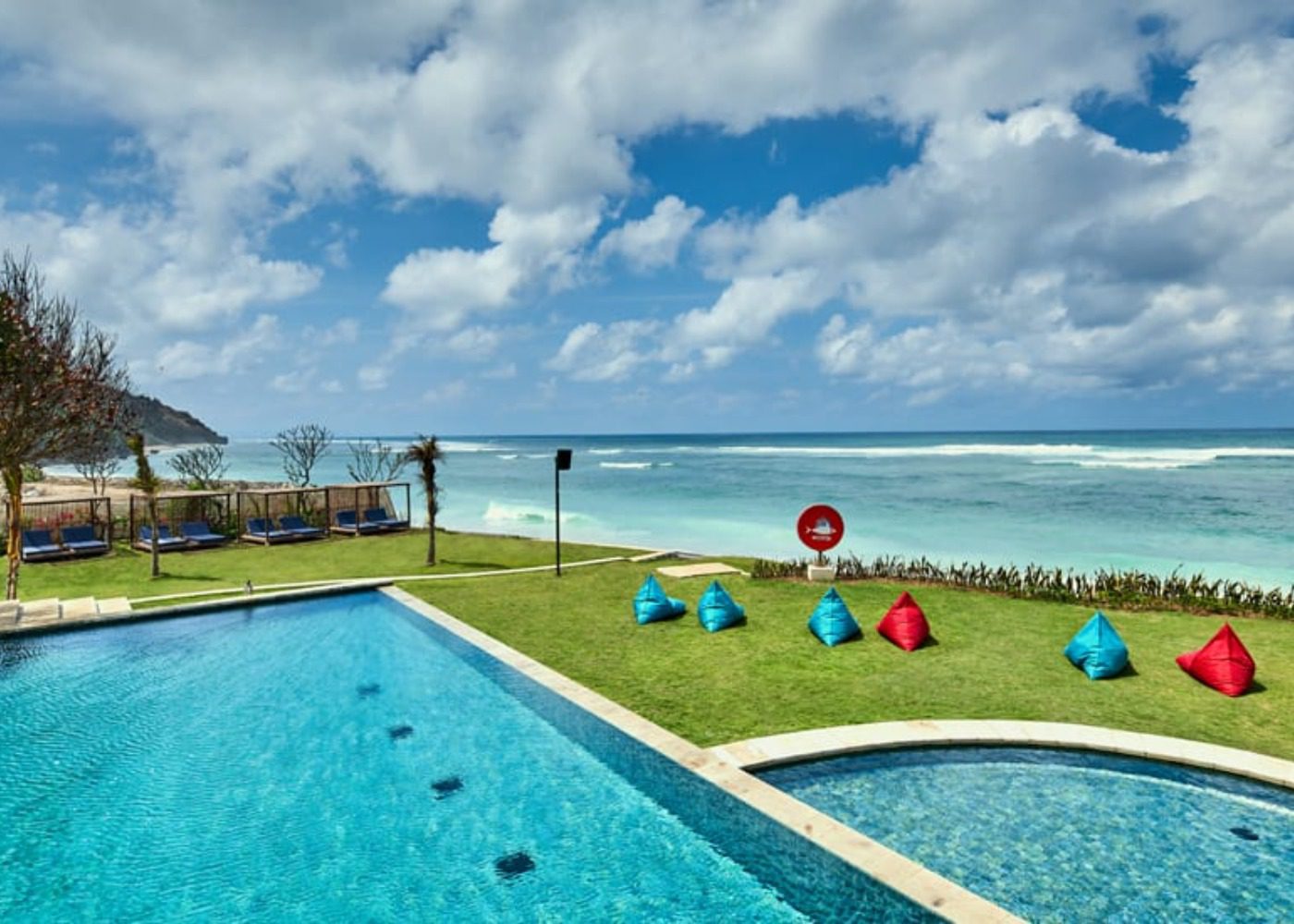 35 Beach Club di Bali yang wajib dikunjungi di 2023 | Honeycombers Bali